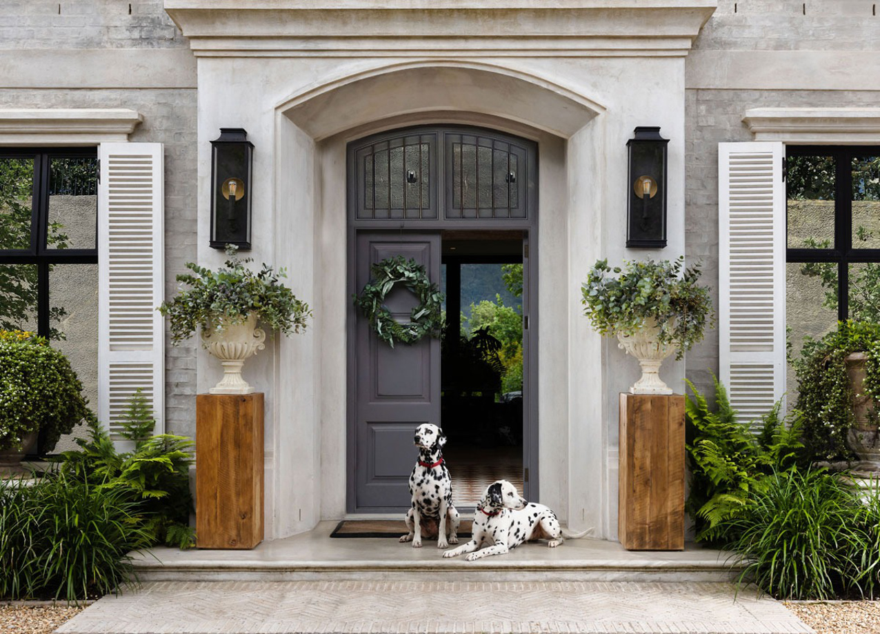 Classic festive season decor | Block & Chisel