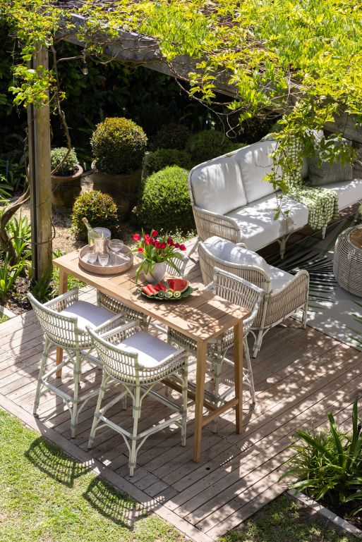 Resort Brassica Bar chair | Block & Chisel